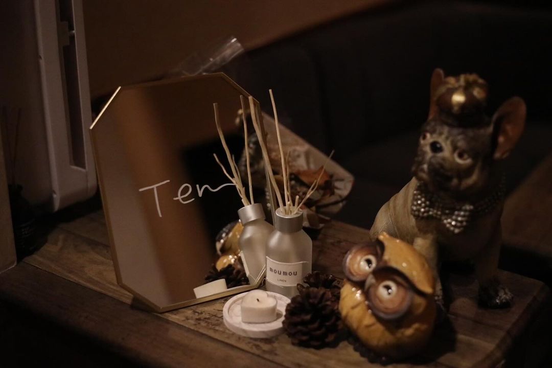 Cafe and Bar Ten - ビビッとグルメ